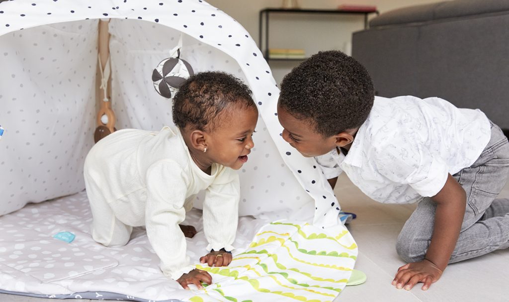 Encourage crawling: 5 stages your baby goes through | Lovevery