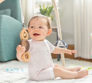 A guide to help your baby sit up | Lovevery