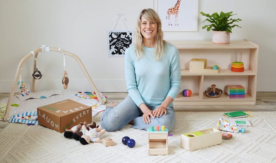 Montessori toys: The Thinker Play Kit for 11-12 month olds | Lovevery
